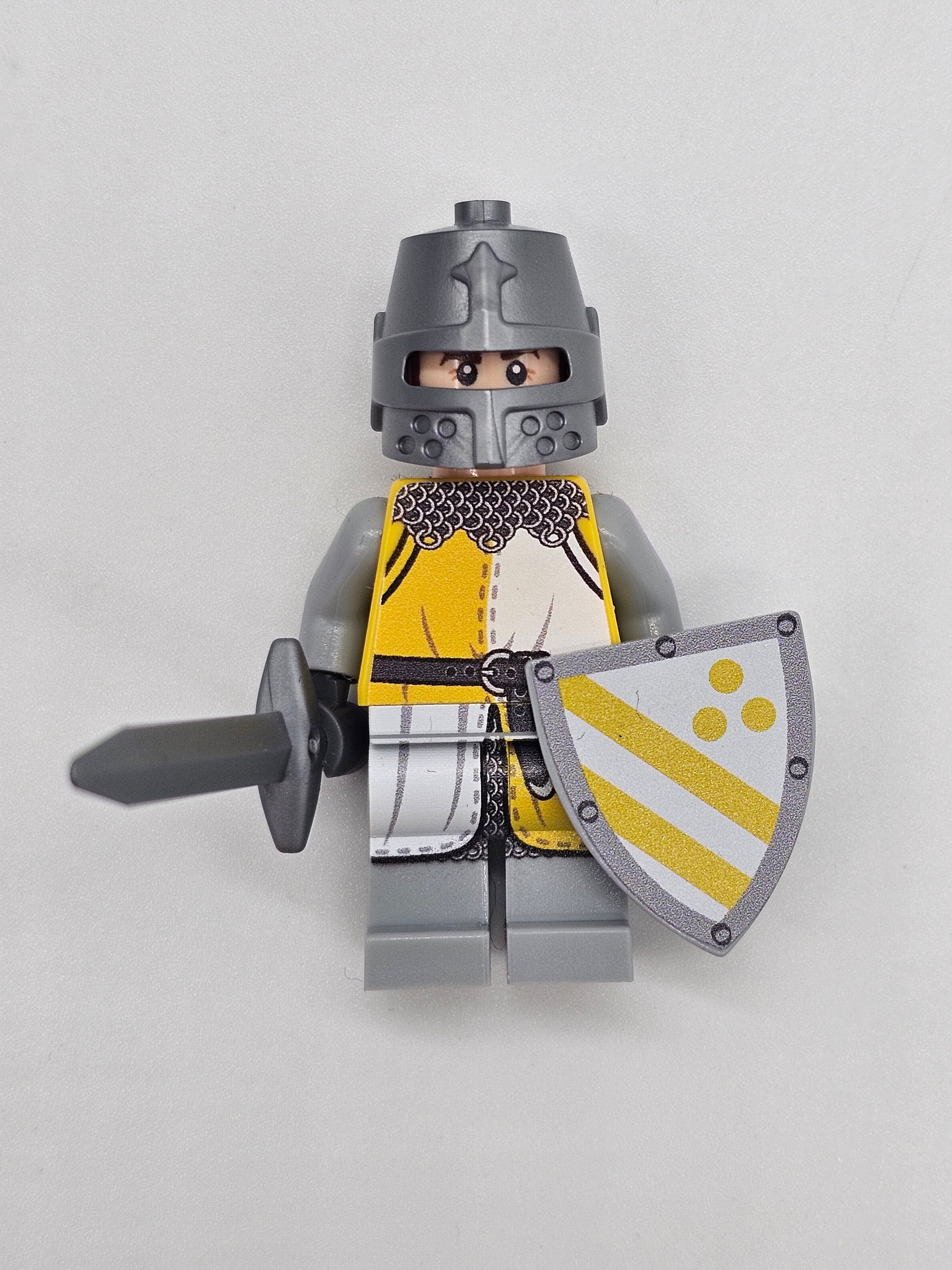 Fully Armored Yellow Knight – BBG Forge